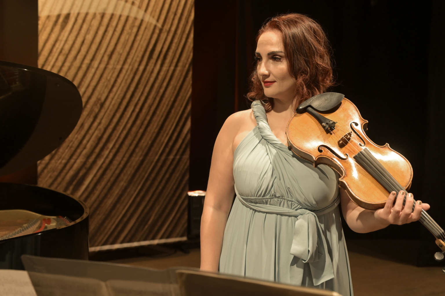 CULTURA: VIOLINISTA ANA ZIVKOVIC SERÁ A PRÓXIMA ATRAÇÃO DO QUINTA COM ...
